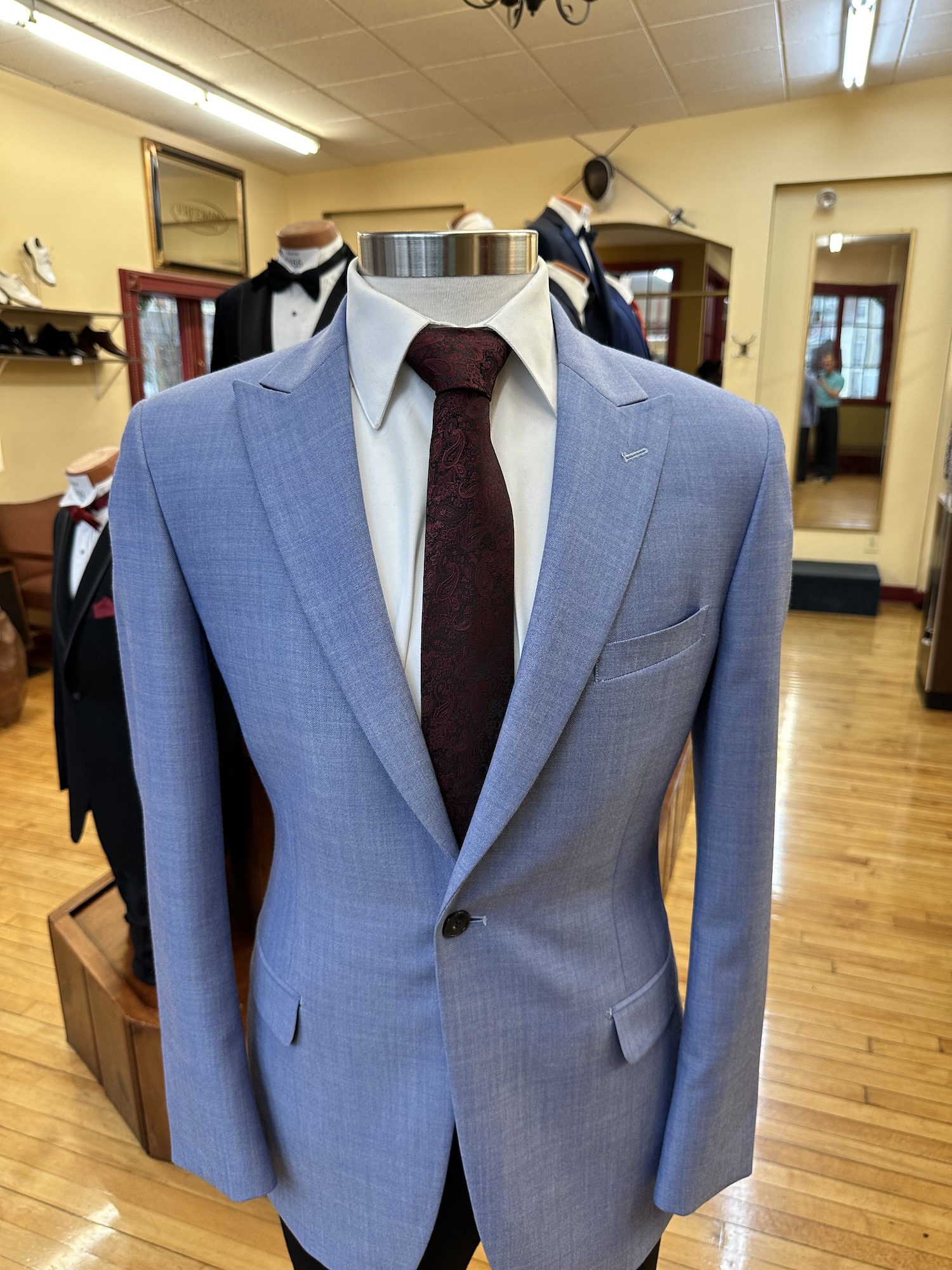 Affordable Suit Rental Prices | CE Roth Tuxedo Rental